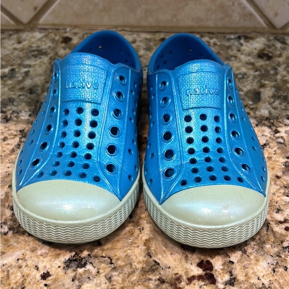 Native Shoes | Shoes | Native Jefferson Navy Iridescent Blue Toddler ...
